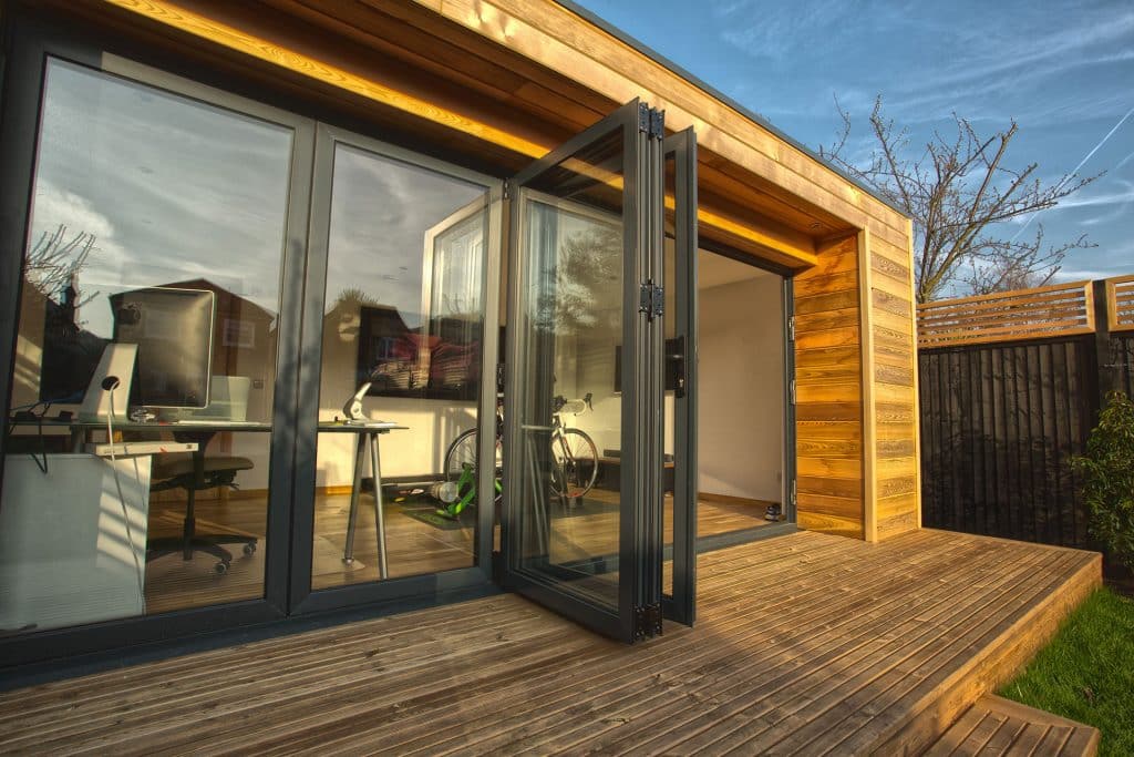 Garden office and gym - TG Escapes